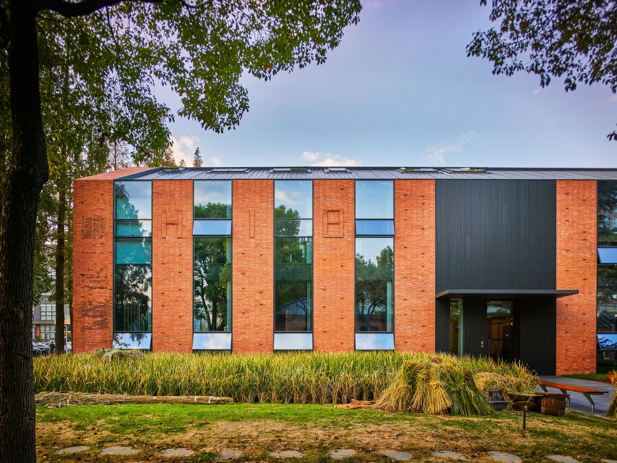 Redefining Workspace Design: A House by Clearspace Design & Research ...